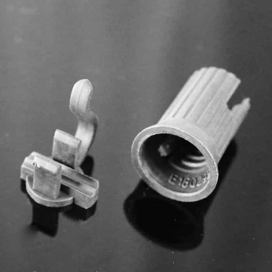 C7 and C9 Replacement Sockets for Repairing Stringers – Christmas Light ...