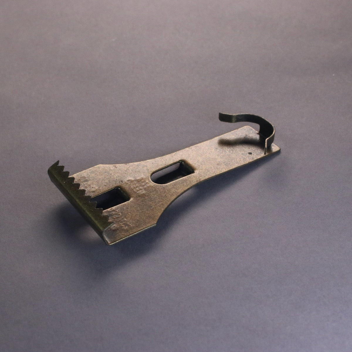 Brick Clip Fasteners Queen Size, 2 count – Christmas Light Source