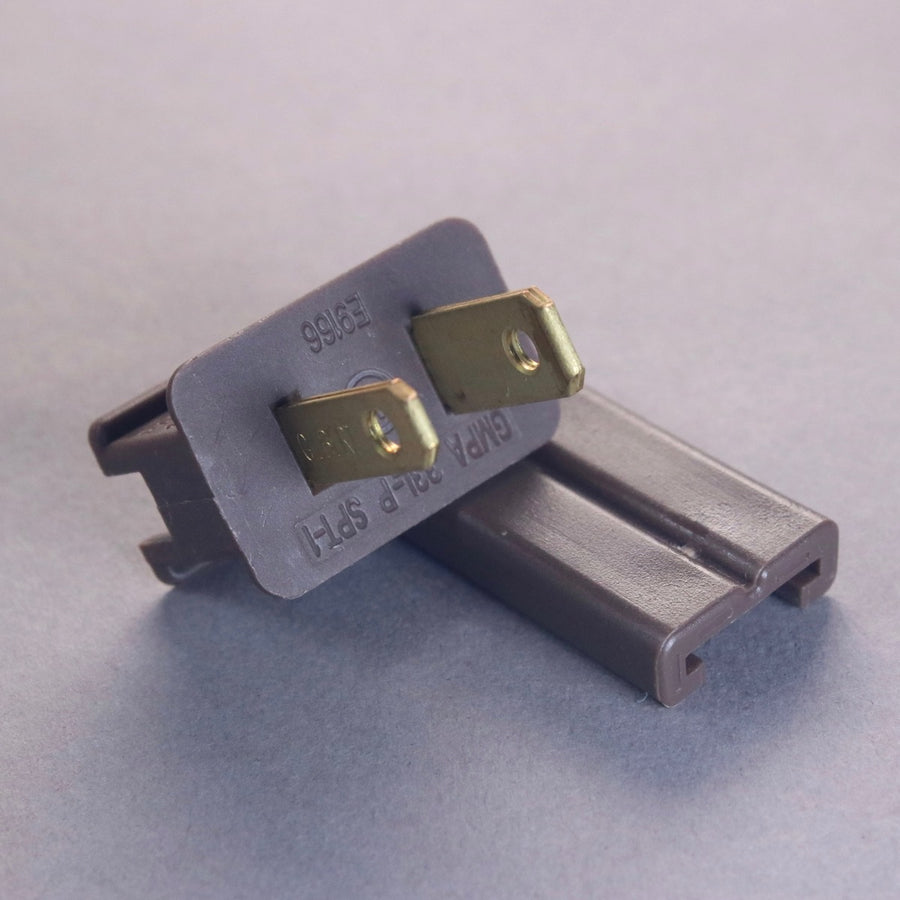 Vampire (gilbert) Plugs for Christmas Light Cords – Christmas Light Source