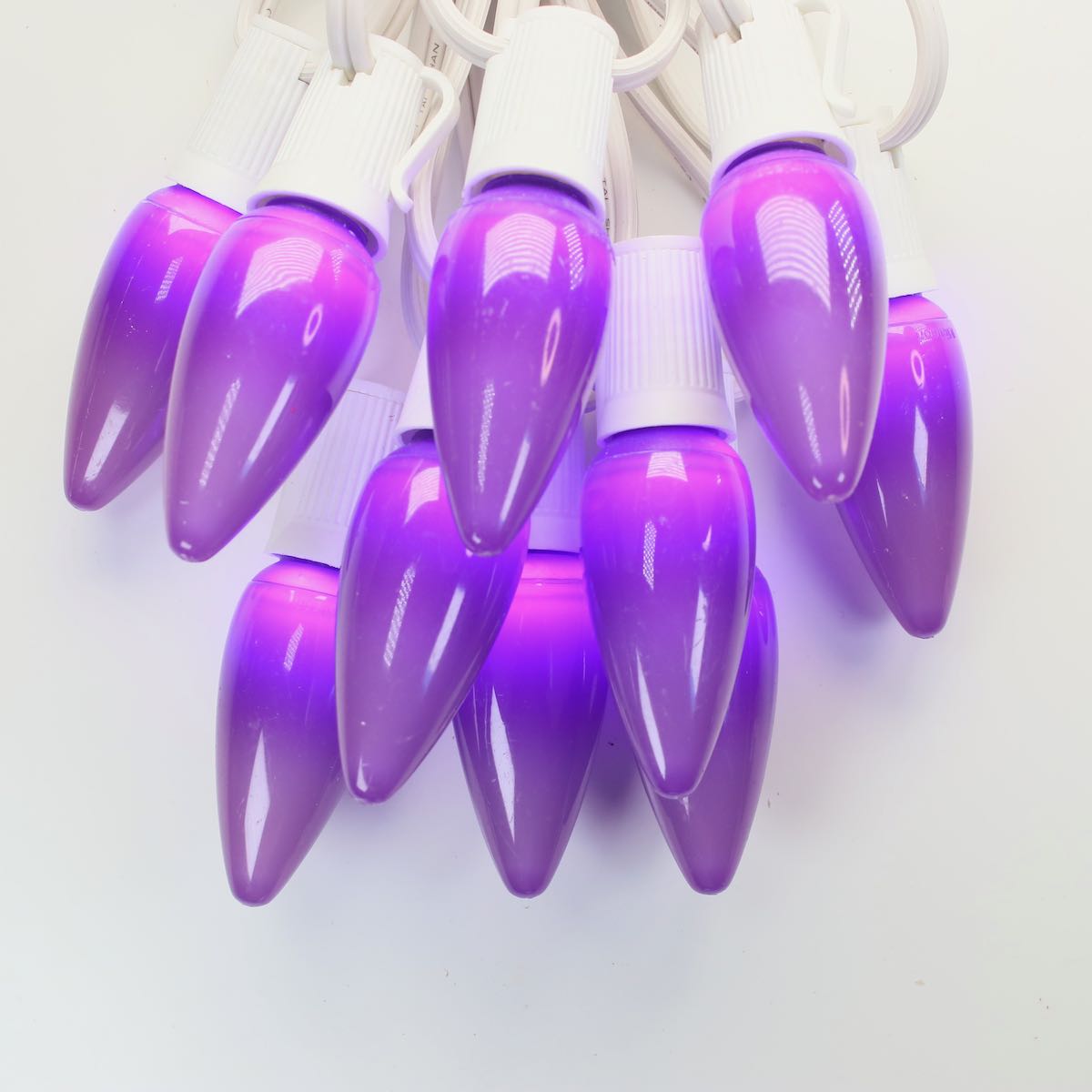 Minleon C9 Purple Smooth Opaque LED Bulbs E17 Bases (SMD) (25 Pack ...