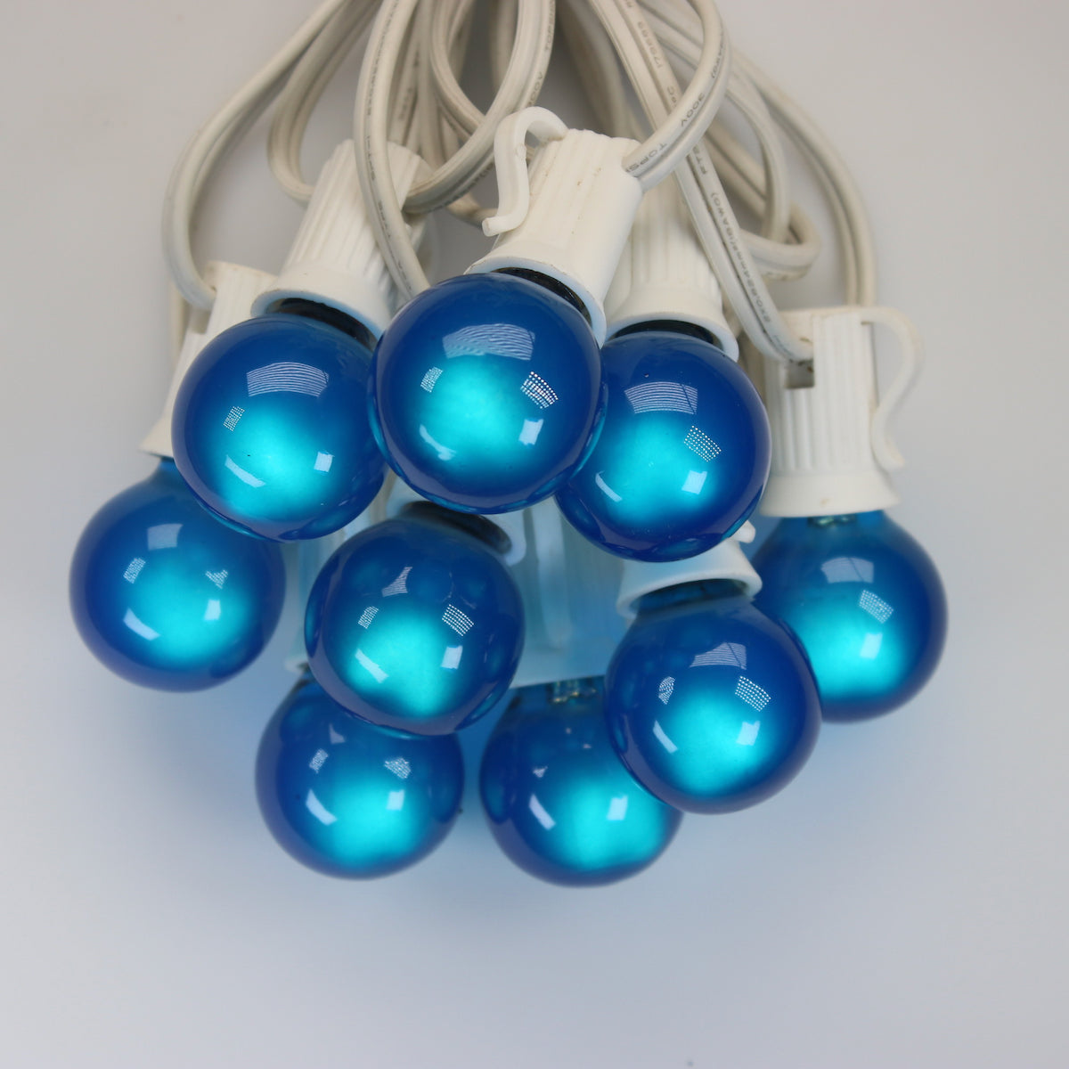 G30 Blue Satin Glass Bulbs E12 Bases (Pack of 25) – Christmas Light Source