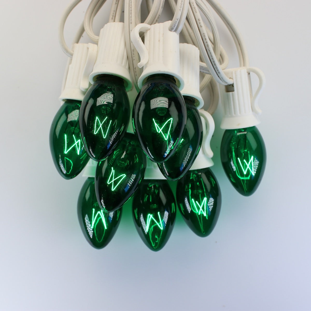 C7 Green Glass Bulbs E12 Bases (25 Pack) – Christmas Light Source