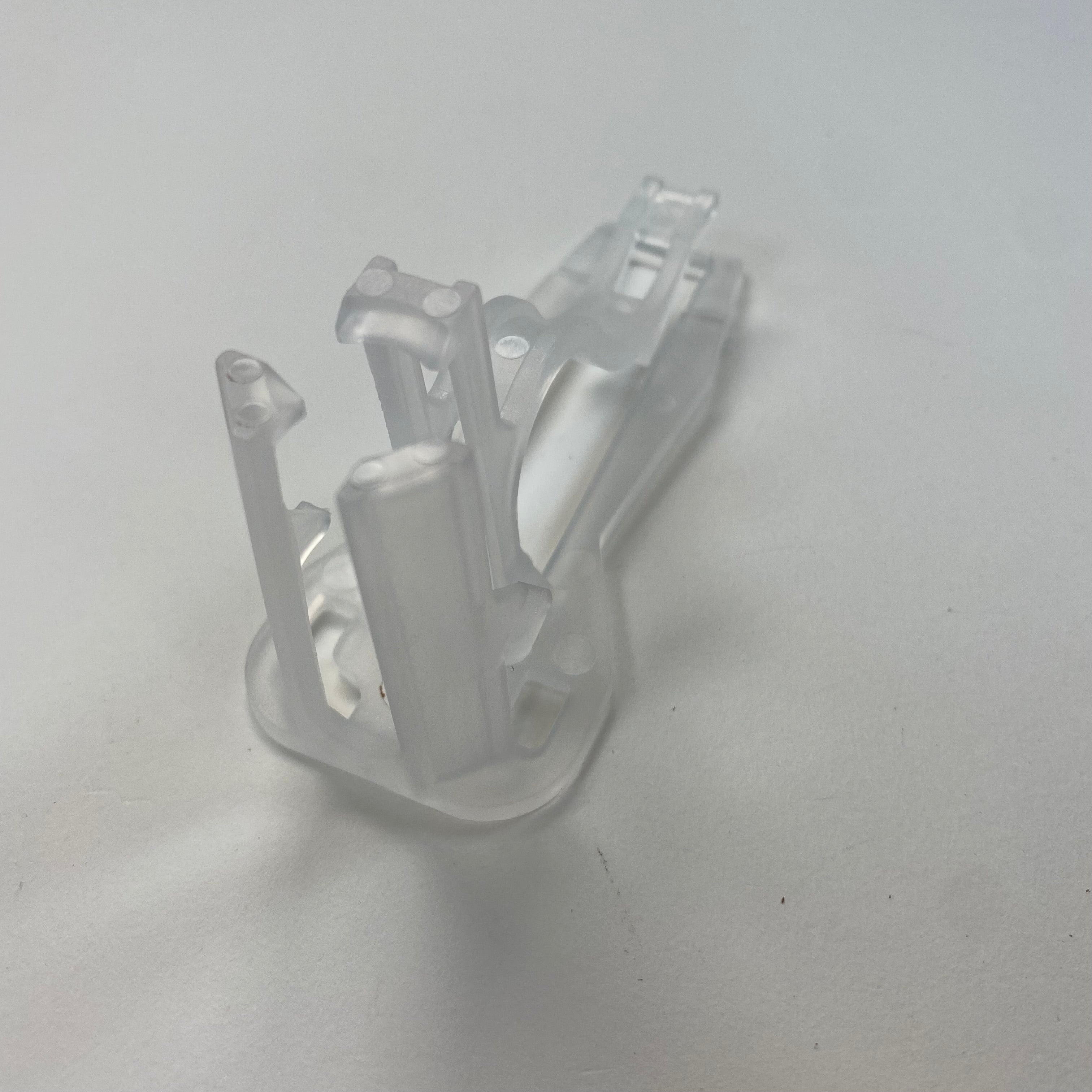 V Clip Clear 25 count – Christmas Light Source