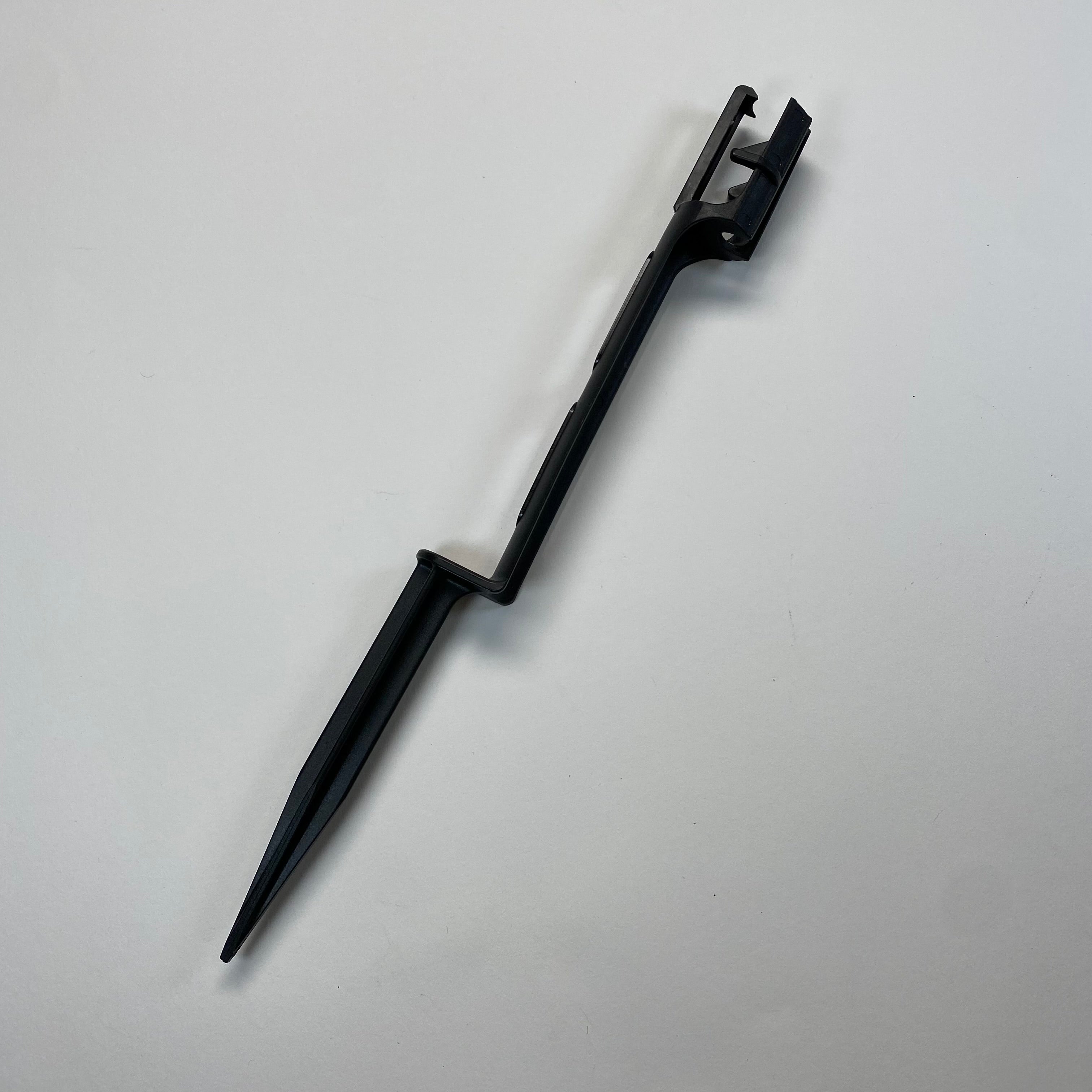 Easy Snap Light Stakes 11 inch 25 stakes – Christmas Light Source