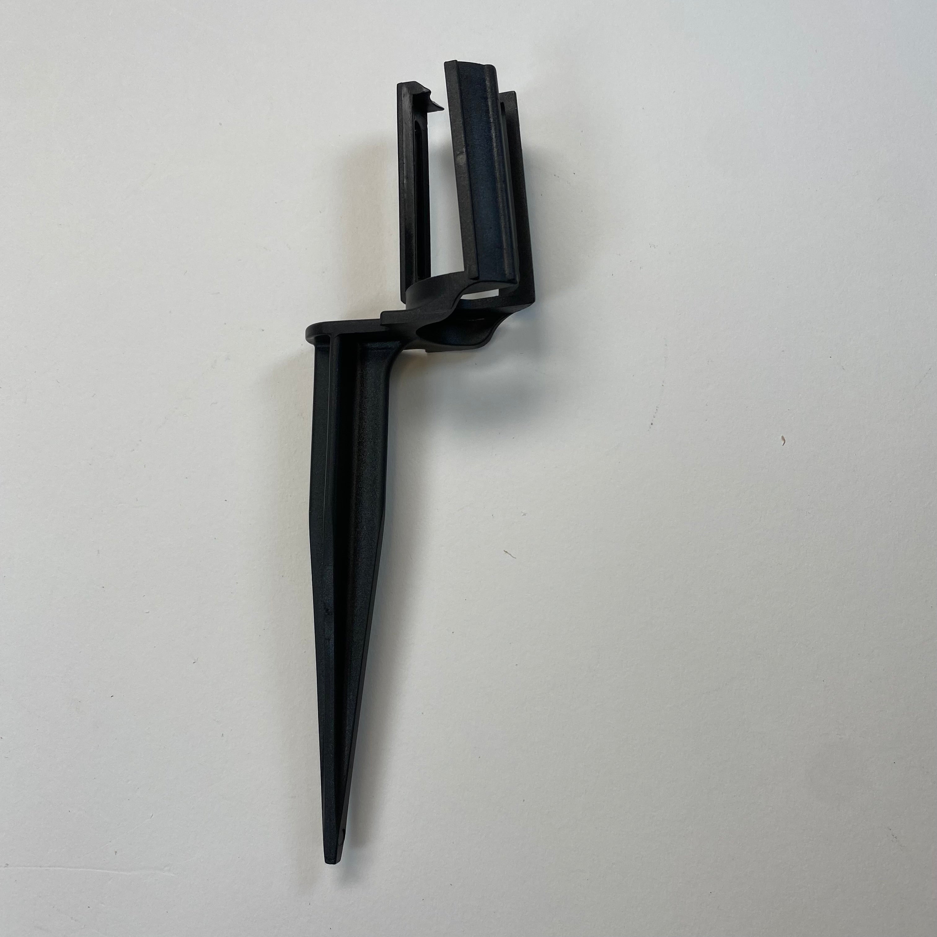 Easy Snap Light Stakes 5 inch 25 stakes – Christmas Light Source