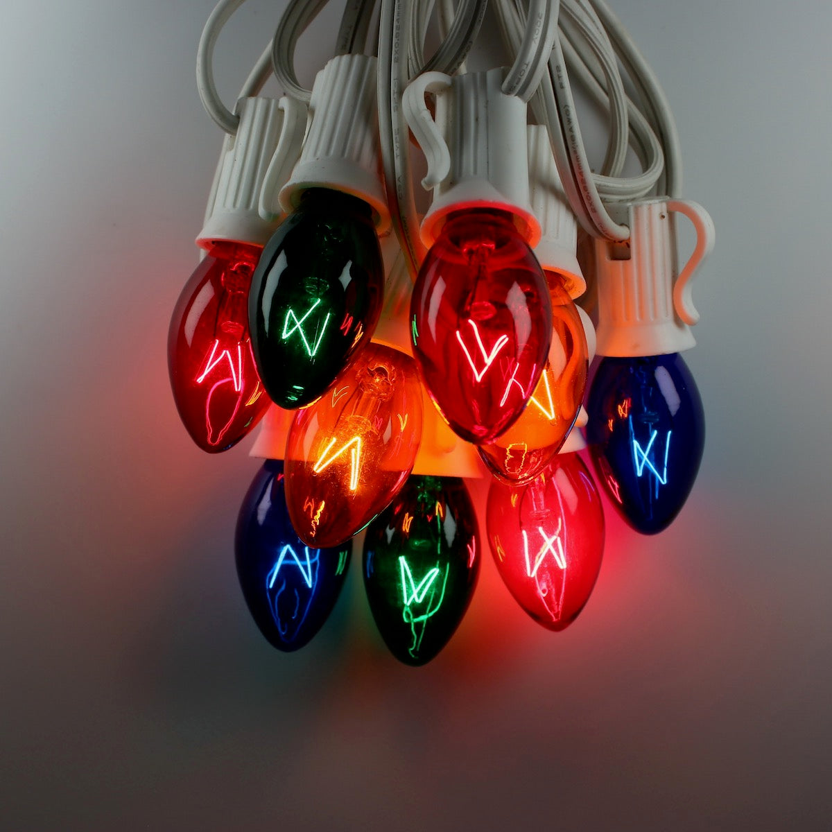 C7 Multicolor Glass Bulbs E12 Bases (25 Pack) – Christmas Light Source